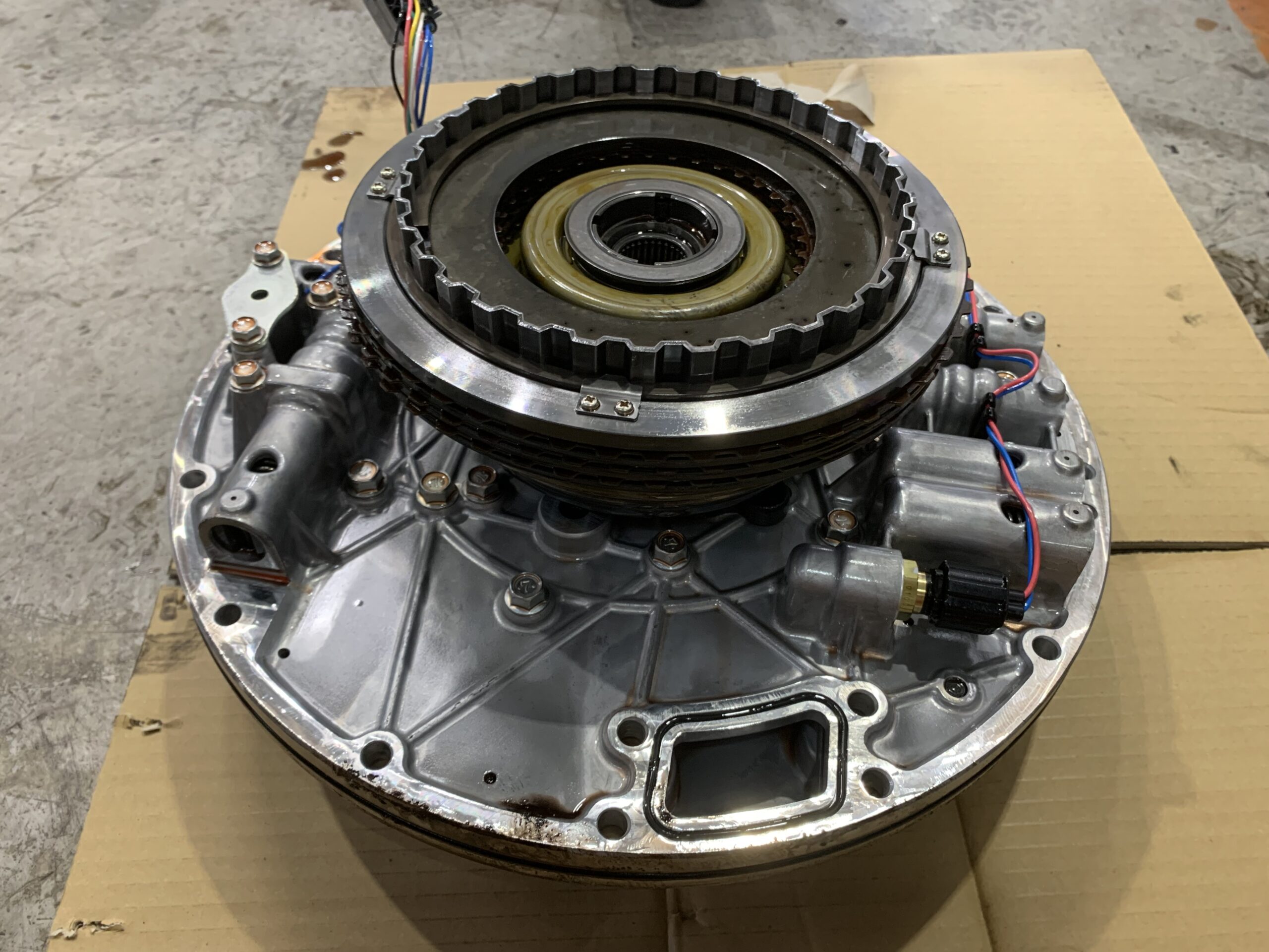 三菱ふそう キャンター 4P10エンジン DUONIC搭載オートマのギアが入らない。発進出来ない。シフトレバーは動く│ムーチョのお部屋 自動車の修理や生活改善のブログマガジン